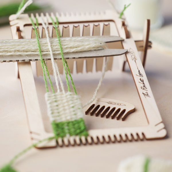 Mini weaving kits | Wooden Loom | Irish grown yarn